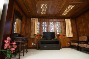 Chang Siam Inn – Happy hour in Bangkok